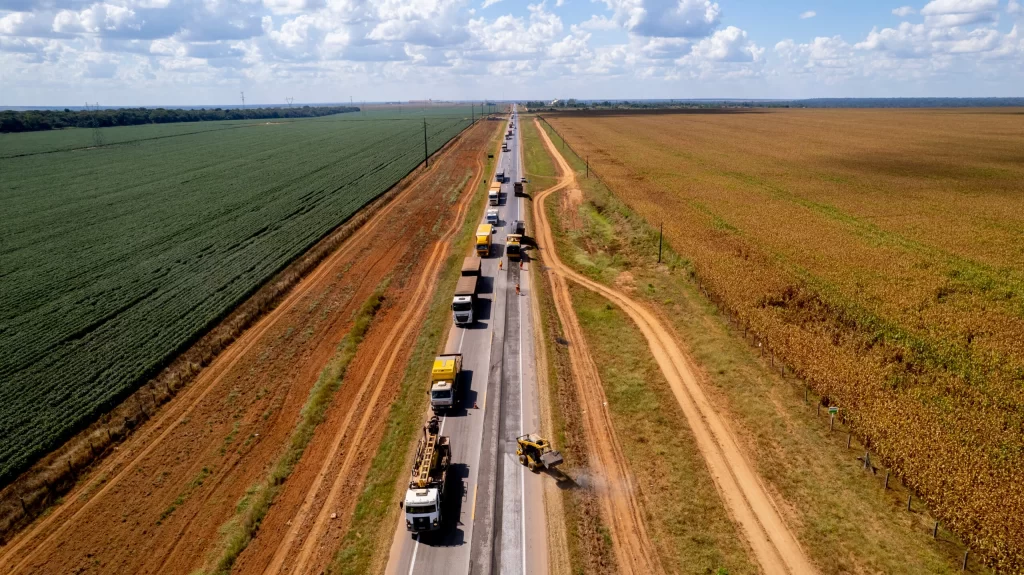 Contrato libera obras de duplicação da BR-163 entre Sinop e Guarantã do ...